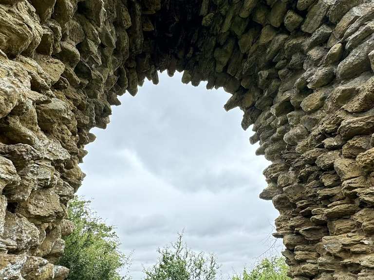 Jack the Treacle Eater Folly: Wanderungen und Rundwege | komoot