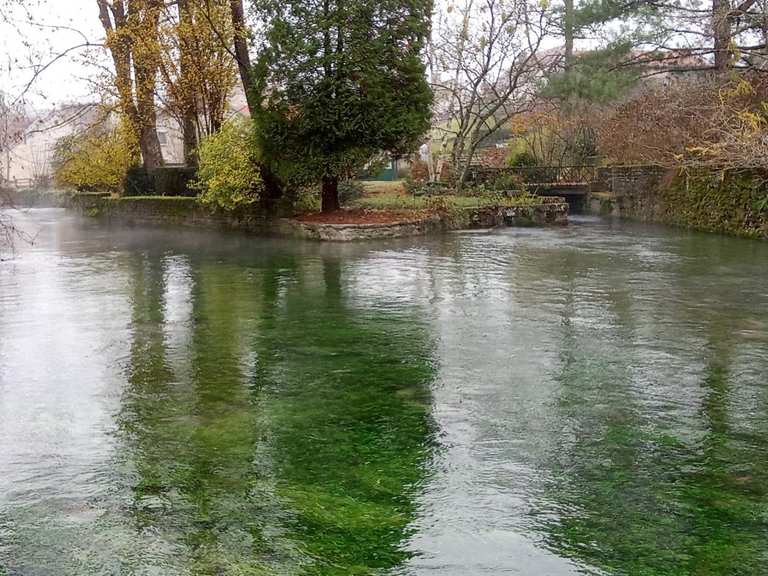 Bèze, village médiéval : Radtouren und Radwege | komoot
