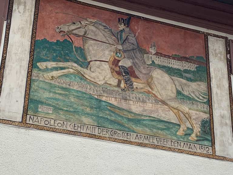 Napoleon Mural at the Marketplace – Hiking & Cycling Routes | Komoot