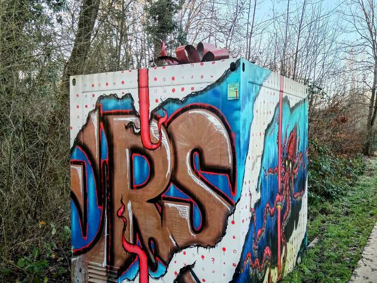 Oktopus-Wandbild auf Versorgungskasten – Wander- & Radrouten | Komoot