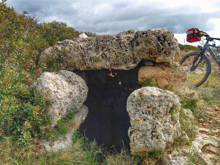 Dolmen Argentine, Salve - Itinéraires vélo et carte | Komoot
