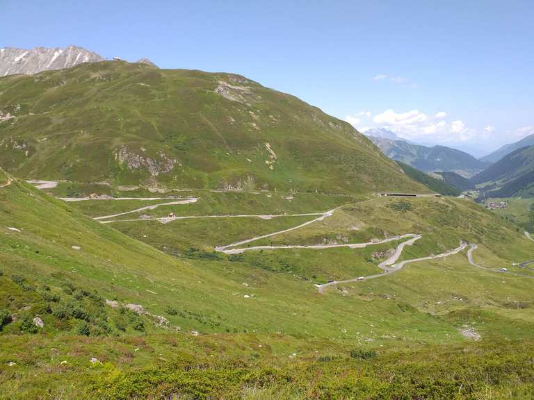 Zur Rheinquelle: Oberalppass – Tomasee | Wanderung | Komoot