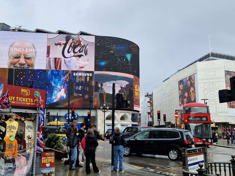 Piccadilly Circus – Wanderungen & Anfahrt | Komoot