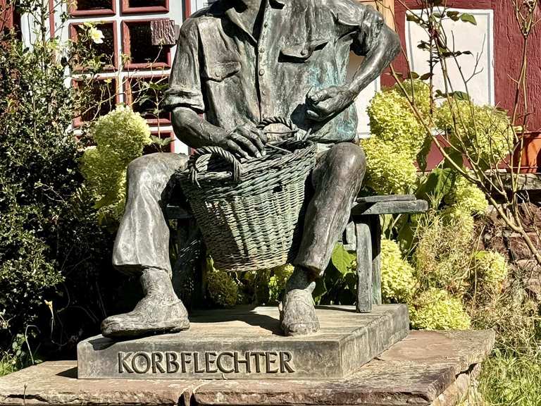 Schöne Partie an der Beise mit Korbmachermuseum und Pizzeria: Radtouren ...