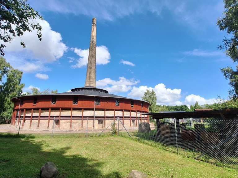 Nivå Ring Oven en Aarde Hond Sculptuur wandelroutes en hikes | Komoot