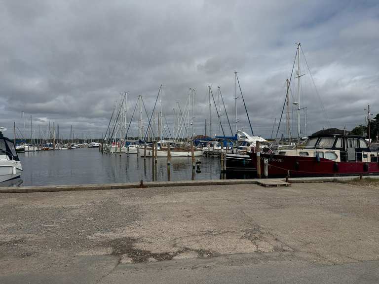 Birdham Pool Marina - Cycle Routes and Map | Komoot