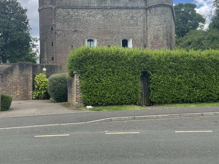 Fort Clarence – Wander- & Radrouten | Komoot