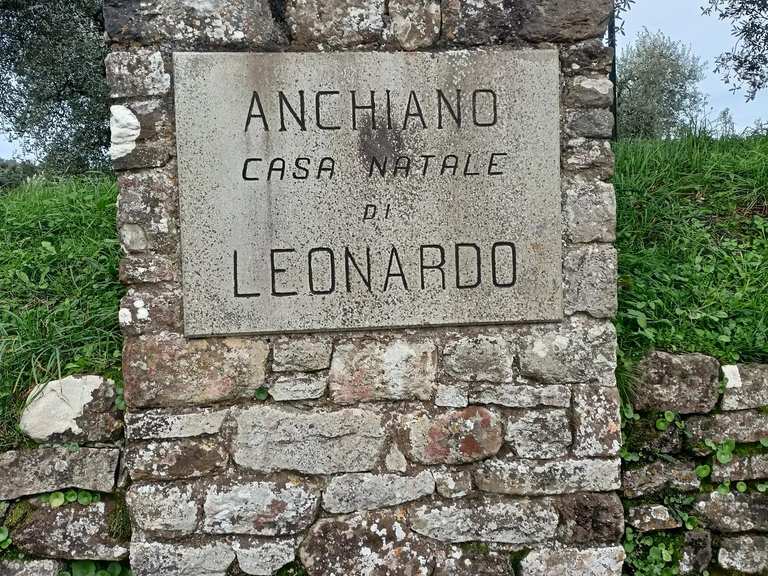 Leonardo da Vinci's Birthplace (Anchiano) Routes for Walking and Hiking ...