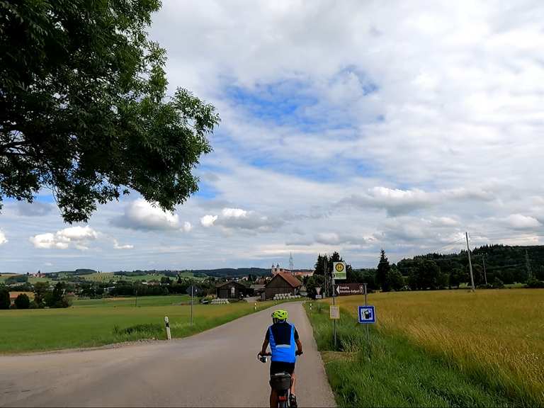 Der flache und schattige Günztal Radweg ist nicht weit. : Radtouren und ...