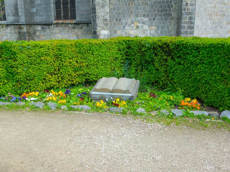 Open Book Routes for Walking and Hiking | Komoot