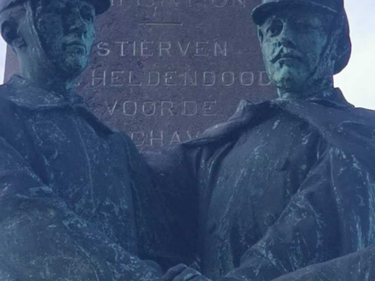 Standbeeld Lippens & De Bruyne: Wanderungen und Rundwege | komoot