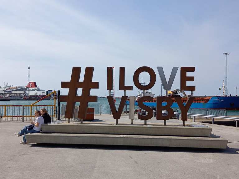 Walk From the Cruise Terminal to Visby City Center - Routes for Walking ...