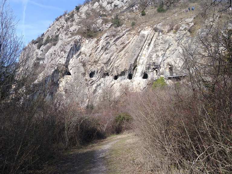 Grottes de Mandrin: Wanderungen und Rundwege | komoot