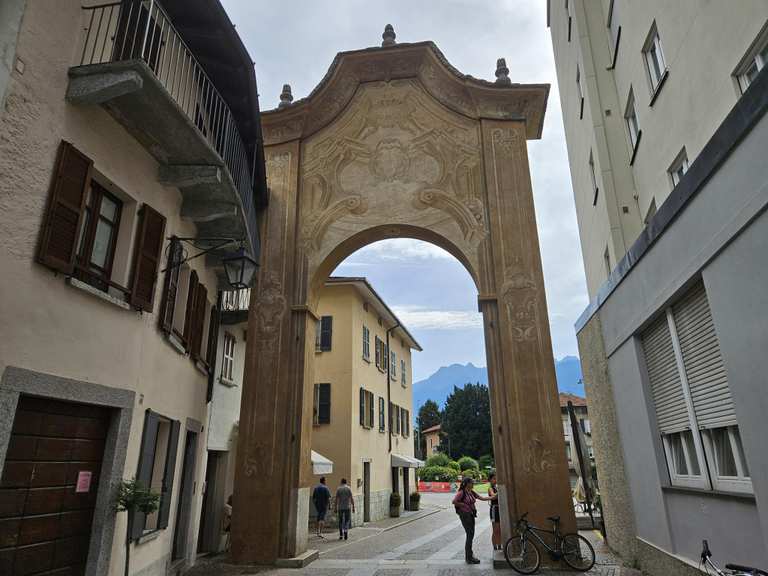 Gateway of Santa Maria, Chiavenna seit 1741 - Cycle Routes and Map | Komoot