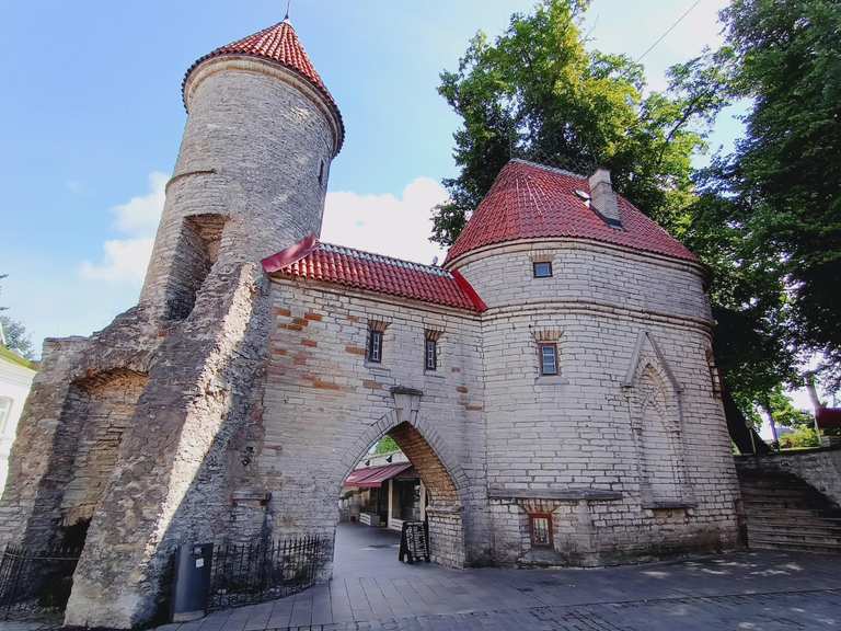 Viru Gate (Viru Värav): Wanderungen und Rundwege | komoot