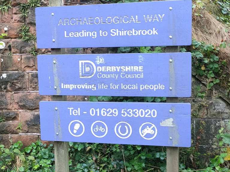 Archaeology way from Poulter park to Shirebrook - Sentiers et pistes de ...