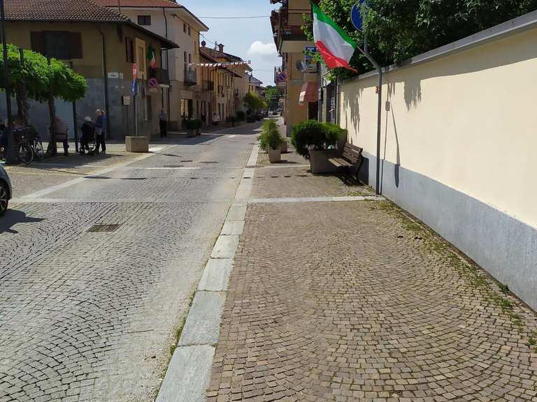 Pfarrkirche von Volvera : Radtouren und Radwege | komoot