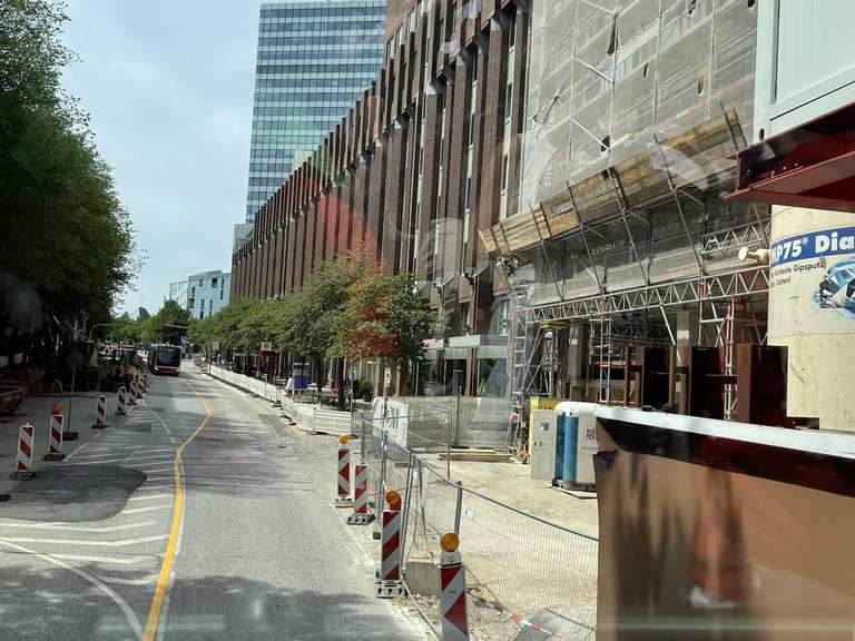 Deutschlandhaus Atrium Routes for Walking and Hiking | Komoot