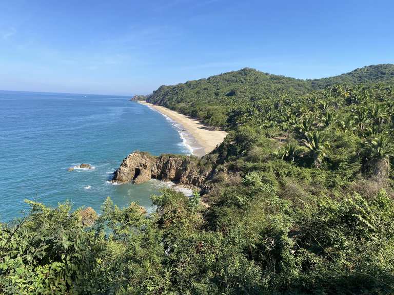 Playa Malpaso y playa de Cuevas desde Sayulita — circular | wandeling ...