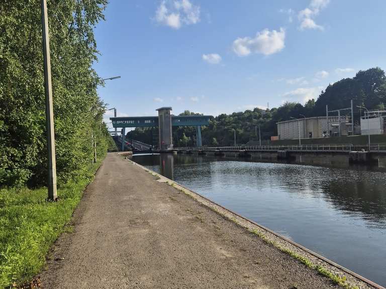 Chemin vers l'ascenseur à bateaux – Randonnées & Comment s'y rendre ...