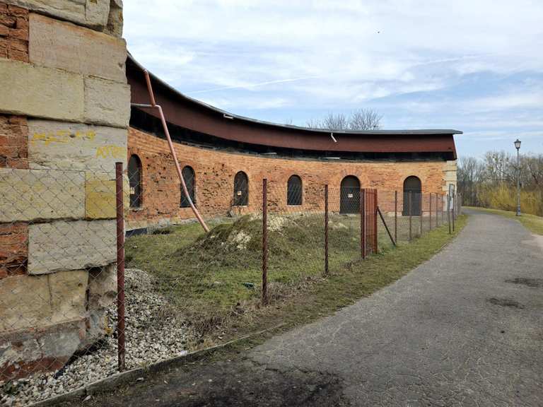 Canonnade de la citadelle de Varsovie - Itinéraires de rando et marche ...