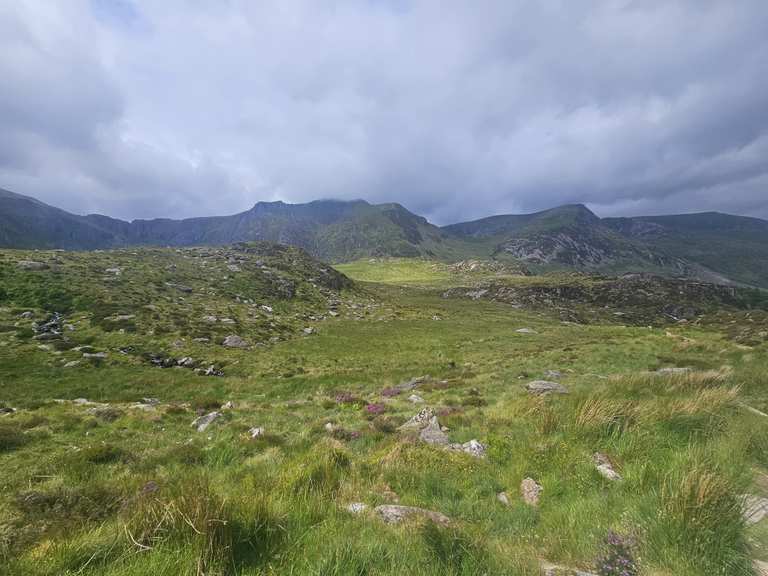 Brücke und Wasserfall am Afon Idwal: Wanderungen und Rundwege | komoot