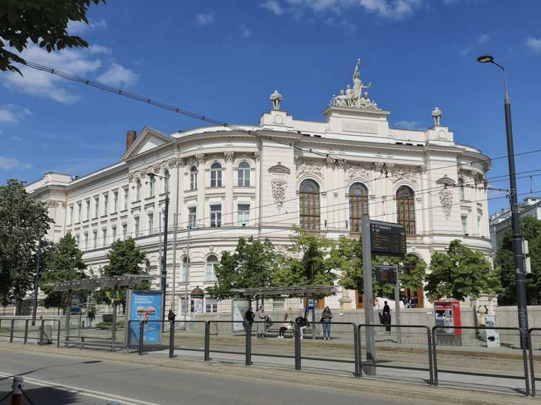 Technische Universität Warschau – Wander- & Radrouten | Komoot