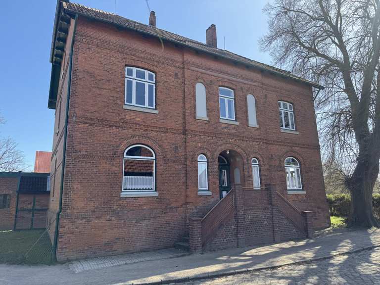 Filming Location of 'Nord bei Nordwest' – Schwanitz Police Station ...