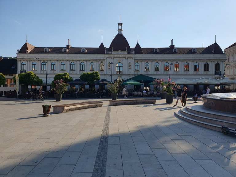 Vrijheidsplein, Tuzla wandelroutes en hikes | Komoot