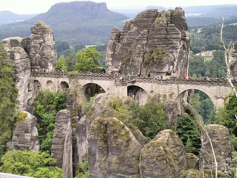 Lockers and Bike Repair Station at Rathen Ferry Terminal (Left Bank ...