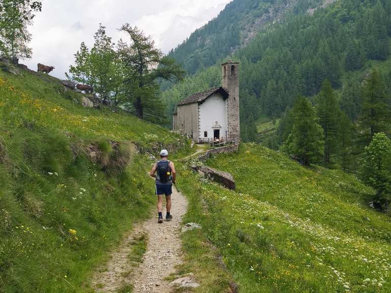 GTA trail from Sant'Antonio to Rifugio Rivetti via Passo del Maccagno ...