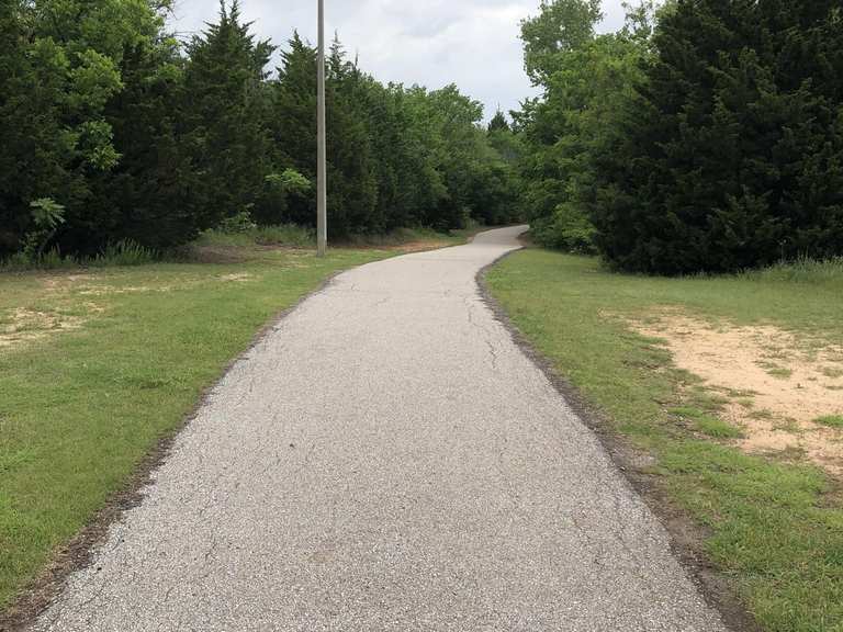Lake Hefner Lighthouse & Stars And Stripes Park loop via Bert Cooper ...