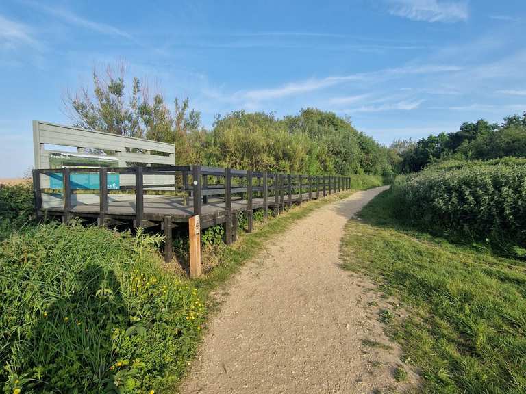 Bird Hide Over the Marshes Routes for Walking and Hiking | Komoot