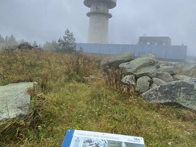 Aufklärungsturm auf dem Schneeberg: Wanderungen und Rundwege | komoot