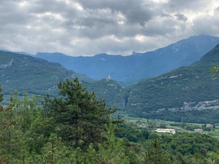 Pfad unterhalb des Monte Brento: Mountainbike-Touren | komoot