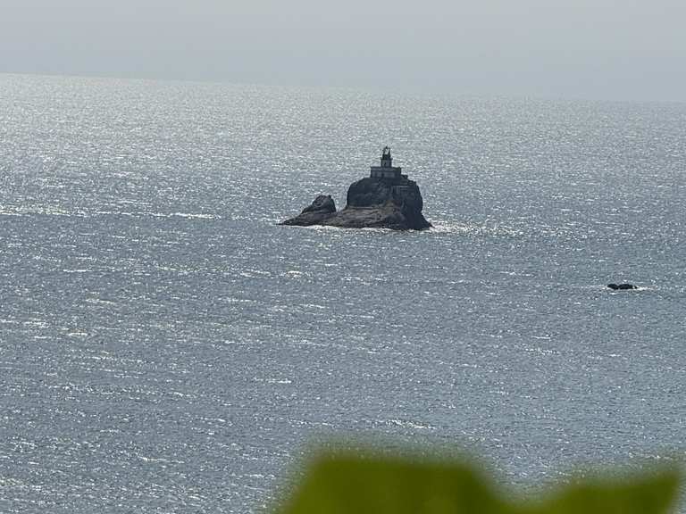 Clatsop Loop Trail vers Tillamook Lighthouse — Ecola State Park ...
