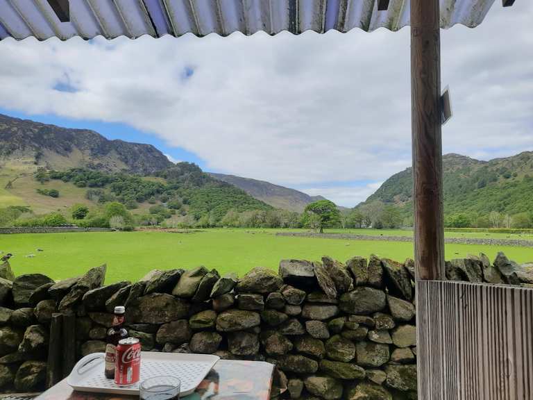 Flock-In Tea Room an der Yew Tree Farm: Wanderungen und Rundwege | komoot