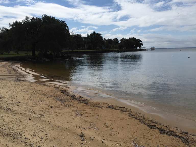 Bonneau Beach Routes for Walking and Hiking | Komoot