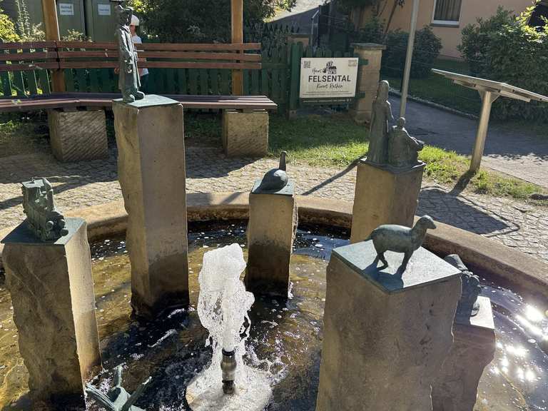 Fountain – Hiking & Cycling Routes | Komoot