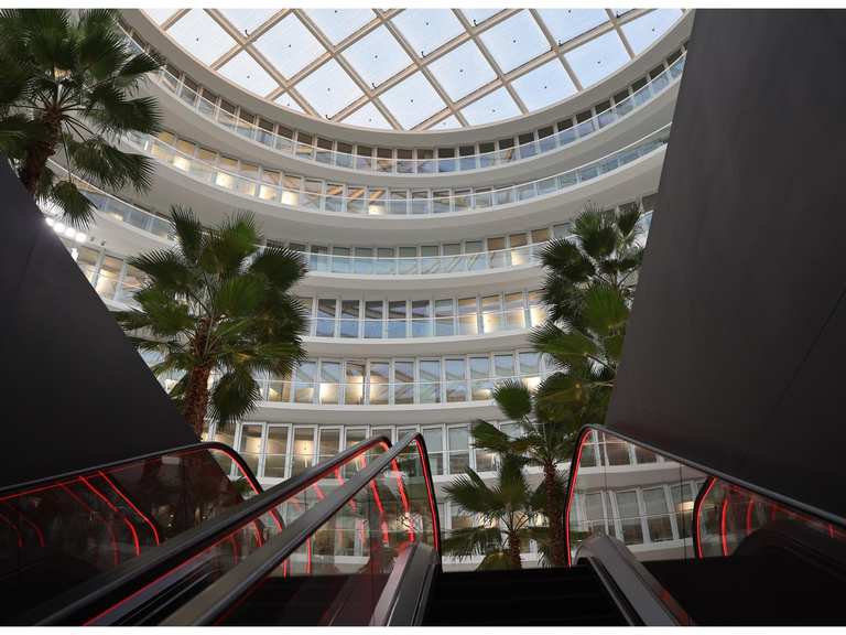 Deutschlandhaus Atrium Routes for Walking and Hiking | Komoot