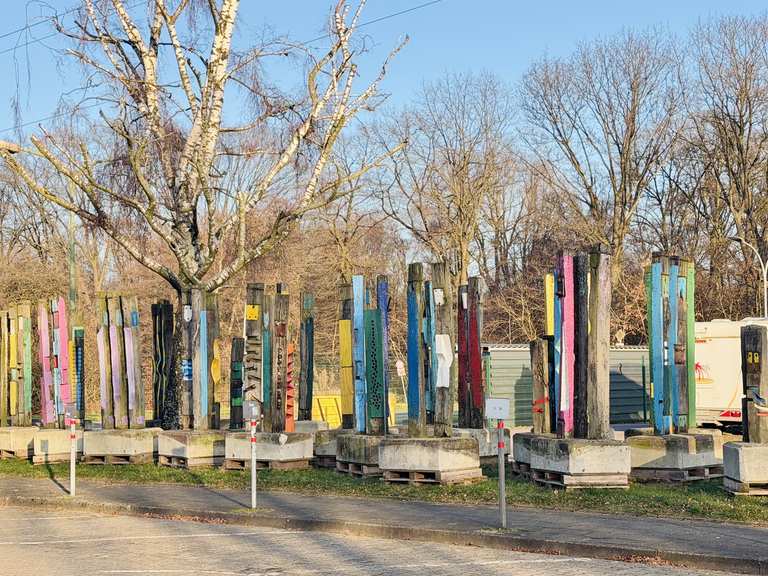 Totems in front of the Prosper Haniel colliery – Hiking & Cycling ...
