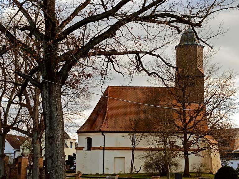 Chiesa protestante del villaggio : percorsi escursionistici e trekking ...