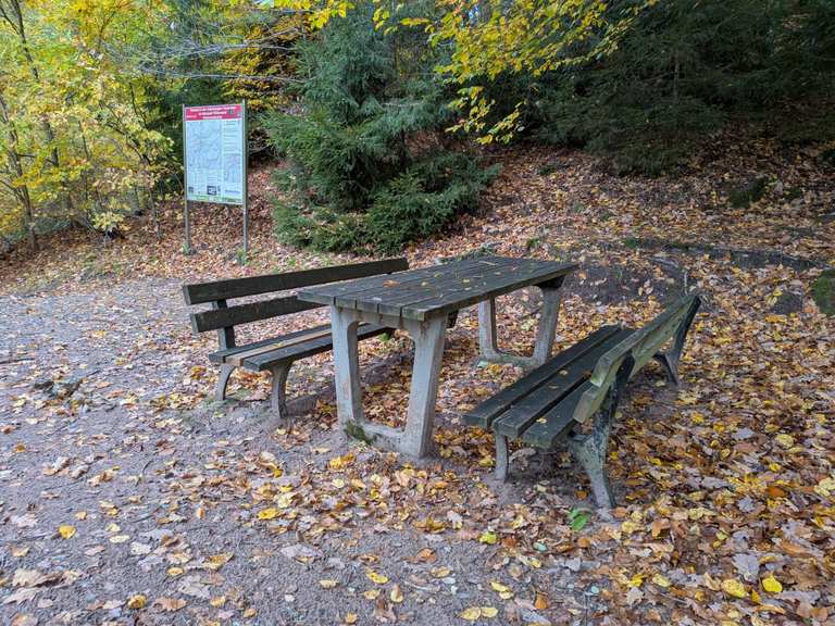 Rest Area at 'Die Welt Sind Wir' Rock Routes for Walking and Hiking ...