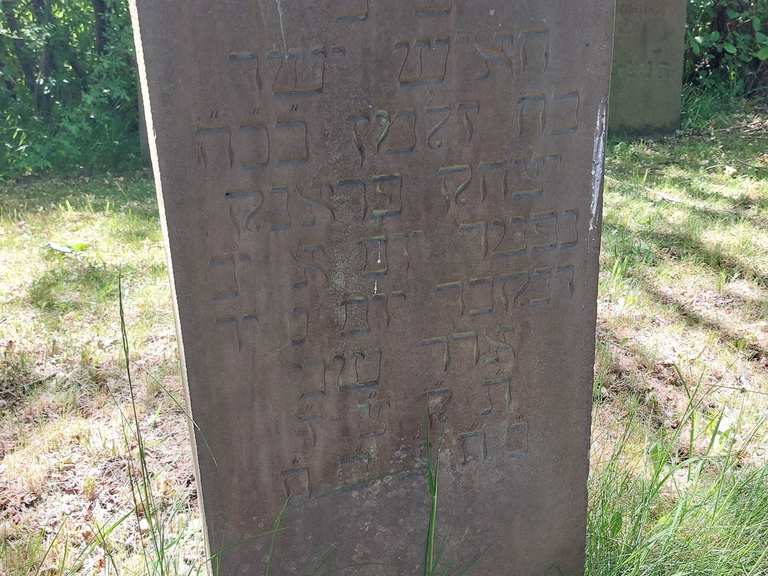 Jewish Cemetery Ovelgönne Memorial Routes for Walking and Hiking | Komoot