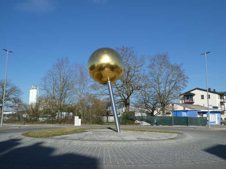 Sculpture Goldnadel au rond-point du parc O'Brien - Itinéraires vélo et ...