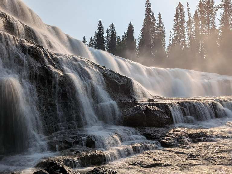 Pyramid Mountain & Dawson Falls — Wells Gray Provincial Park ...