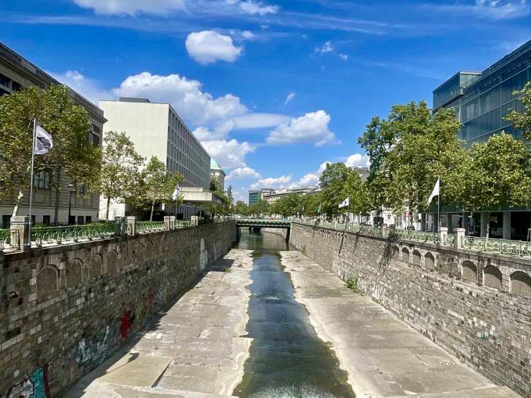 Stubenbrücke über den Wienfluss : Radtouren und Radwege | komoot