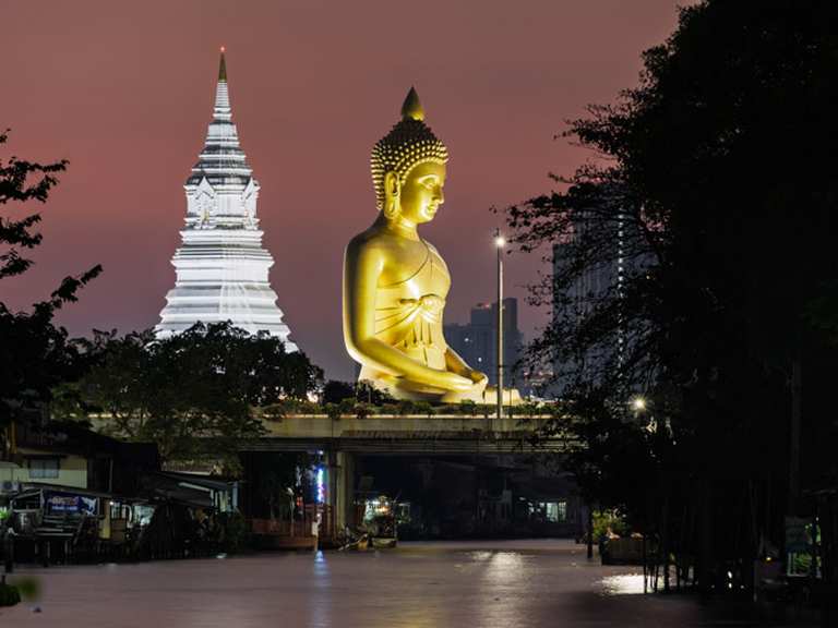 Great Buddha of Wat Paknam – Hikes & How to Get There | Komoot