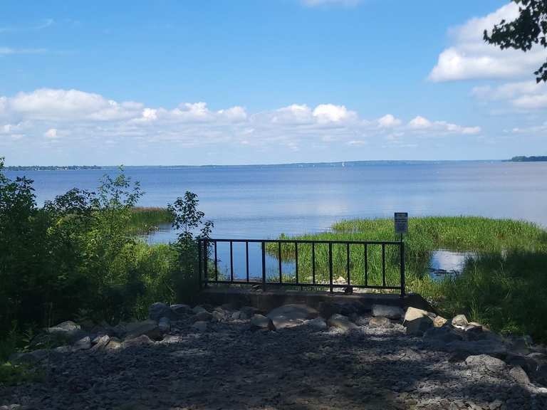 Ottawa River Pathway: Deschênes Rapids Lookout to Harry Kingston Point ...