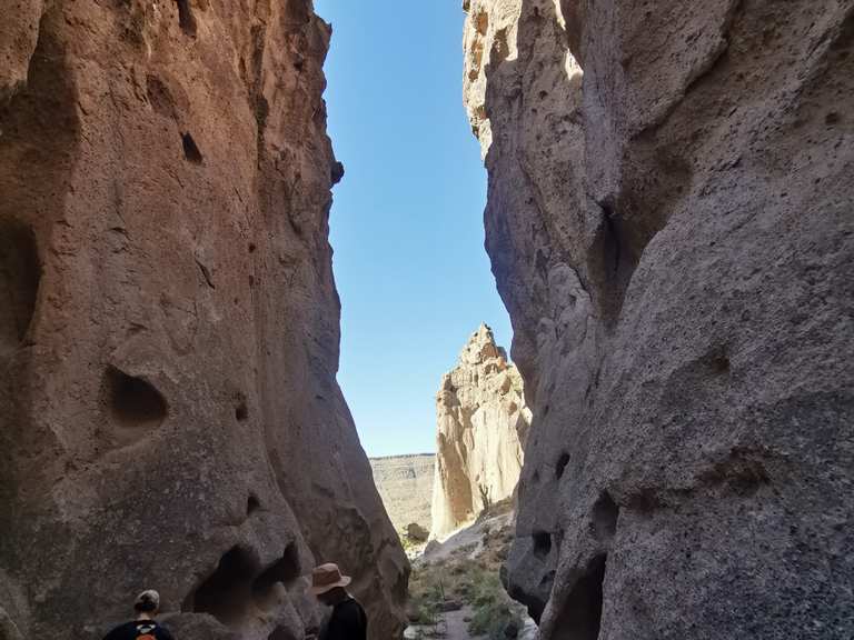 Hole-In-The-Wall Campground, Barber Peak Loop Trail | Wanderung | Komoot